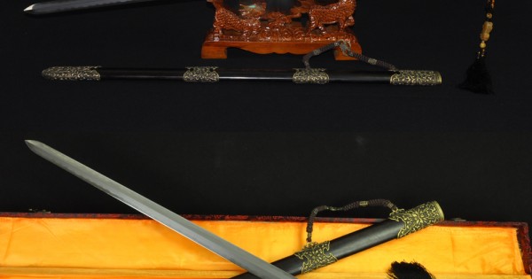 Traditional Hand Forged Chinese Sword Jian Folded Steel Clay Tempered ...