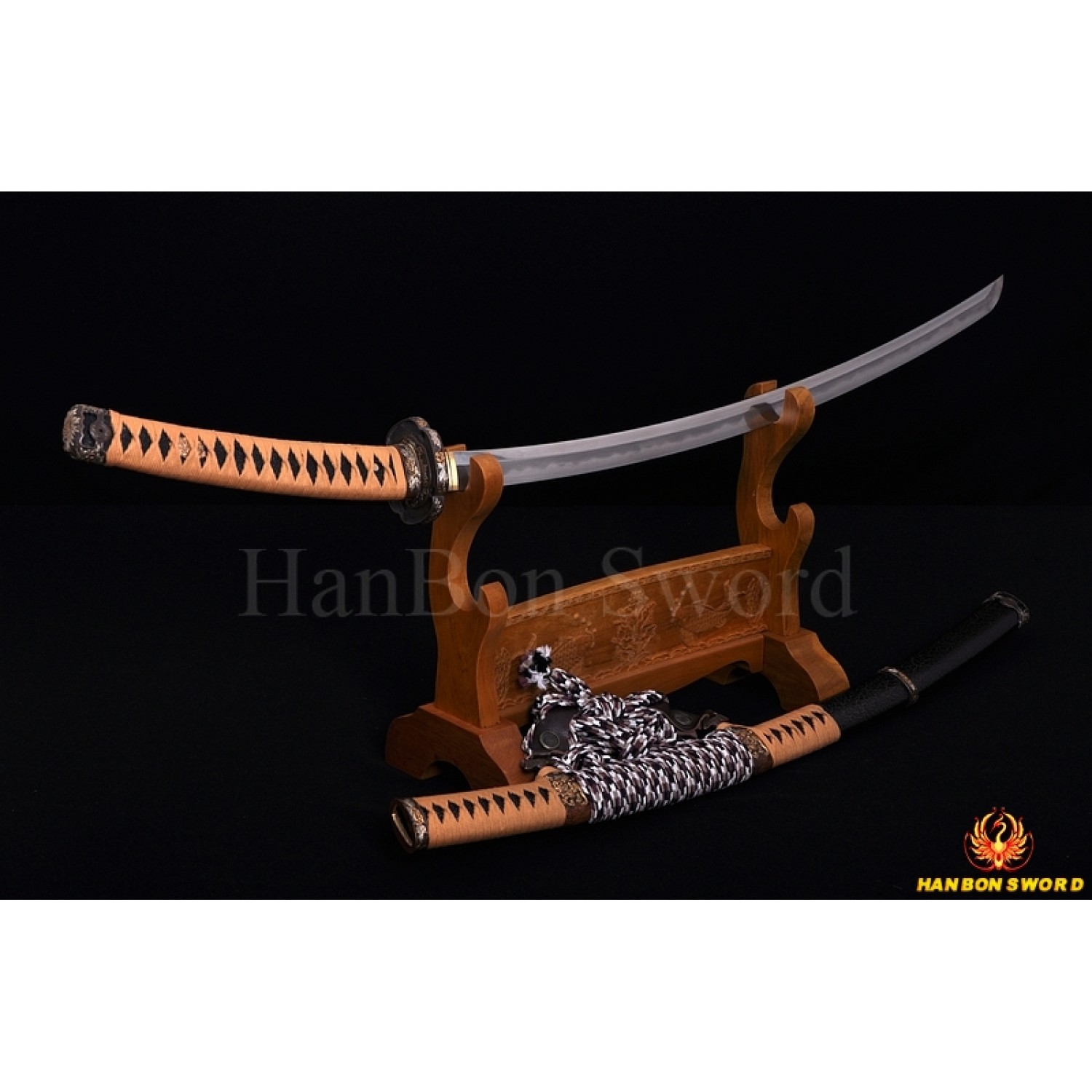 Top-Quality Hand-Forged Japanese Samurai Tachi Sword | HanBon Forge