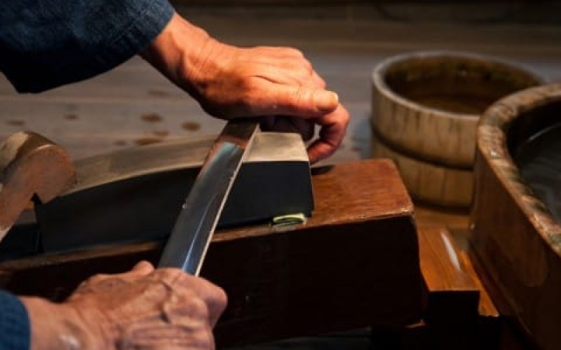 The Comprehensive Guide to Buying Authentic Japanese Swords | Hanbon Forge