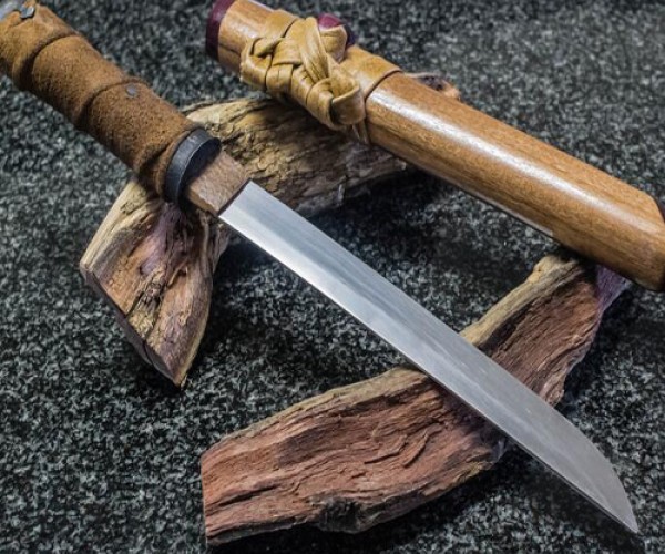 Custom swords of HanBon Forge, buy real Katana, samurai swords